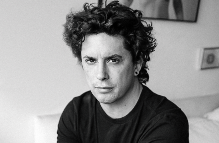 🔓 Contos de Benjamín Labatut combinam ciência e literatura - Rascunho